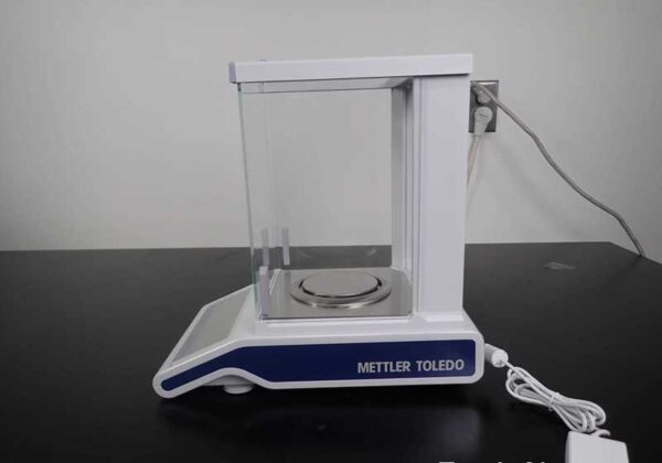 Mettler Toledo Analytical Balance MS104TS/00 - UnumLab