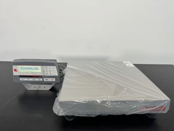OHAUS DEFENDER 5000 - D52 Multifunctional Bench Scale - UnumLab