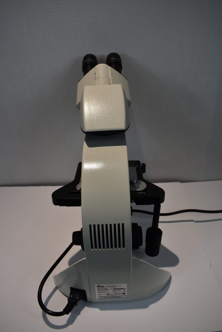 Leica DM1000 Microscope - UnumLab